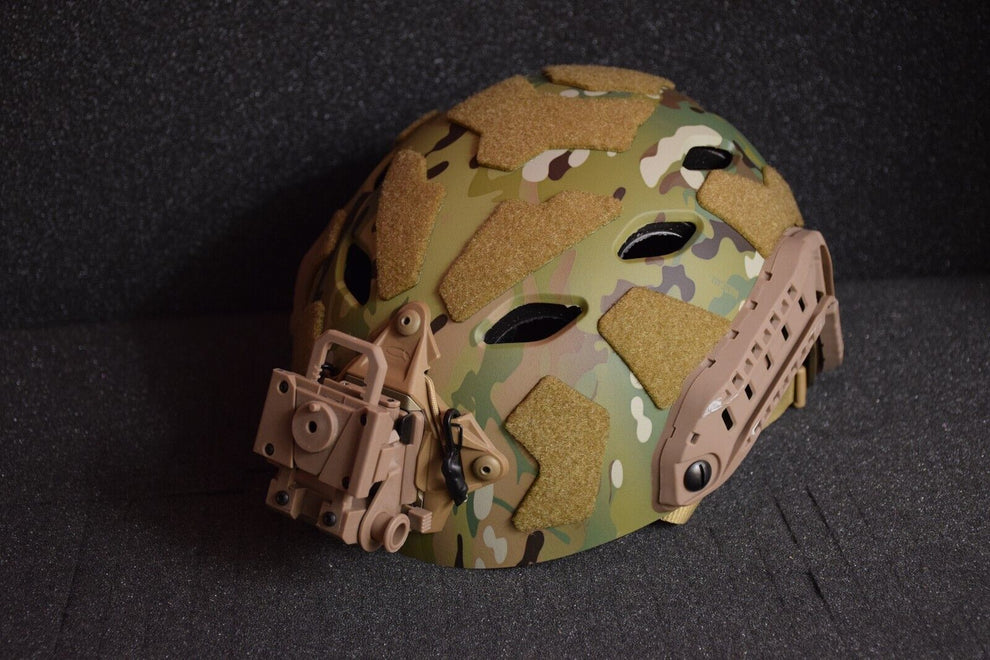 Toy plastic Night Vision NVG Rhino Mount NVG TAN – HIG OPERATOR